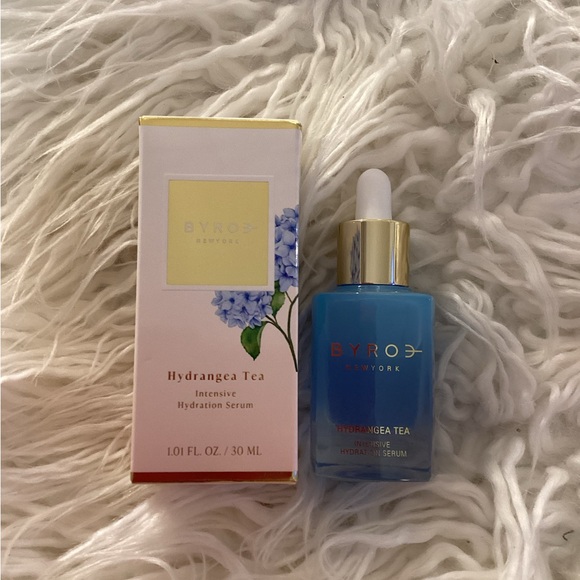 BYROE | Skincare | Byroe Hydrangia Tea Intensive Hydration Serumnib ...